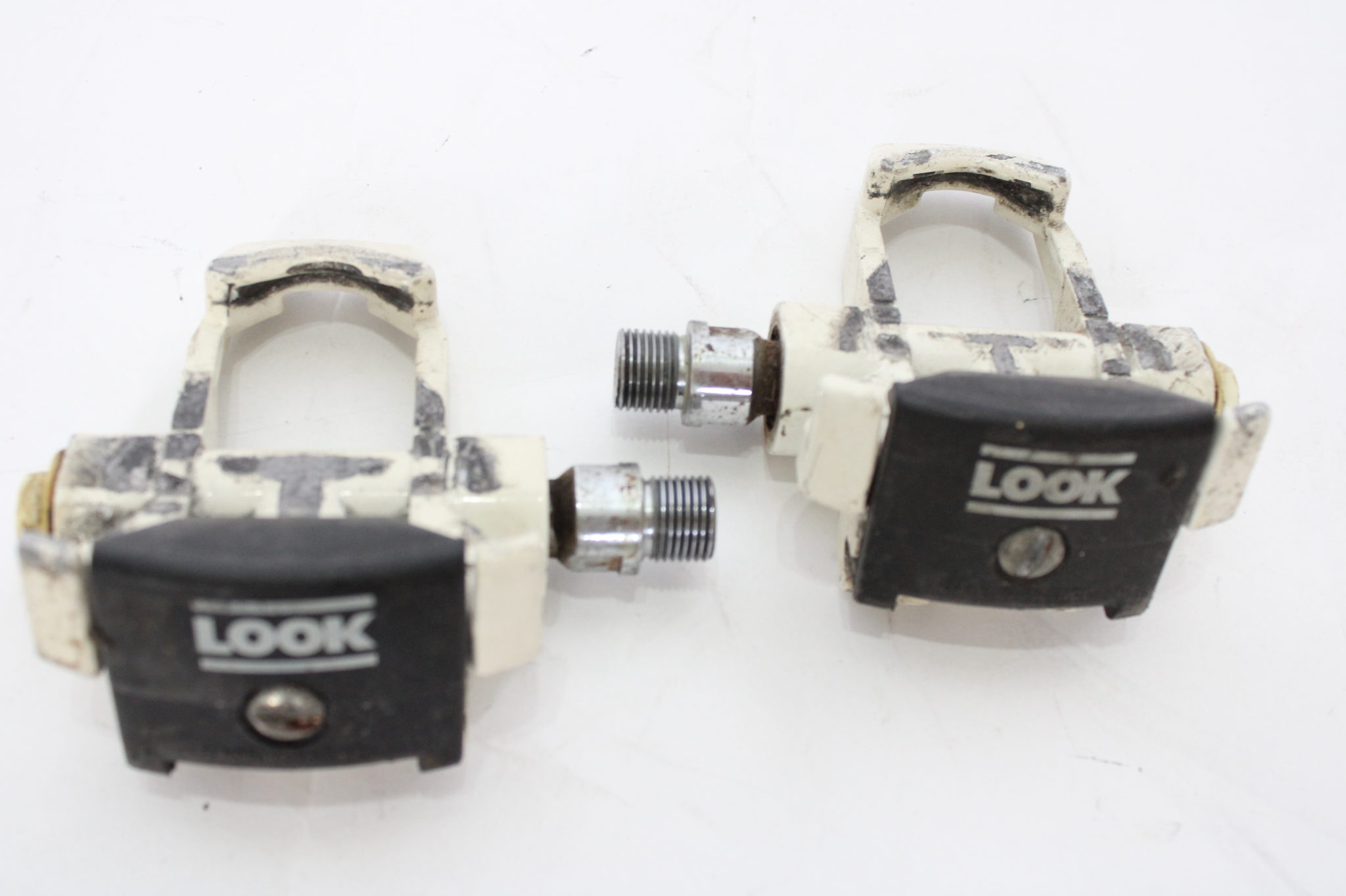 Vintage Look PP65 Delta pedals - iLoveVintageBikes.com